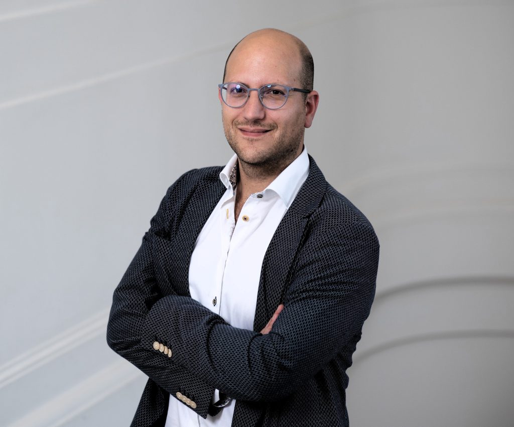 Ma bio | PIerre-Yves Lux